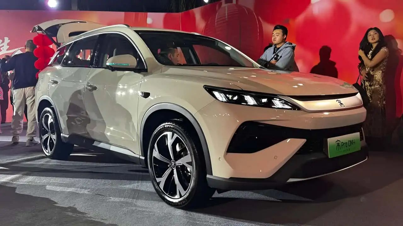 BYD lança oficialmente novo Song Pro 2026 com bateria maior - Prévias ...